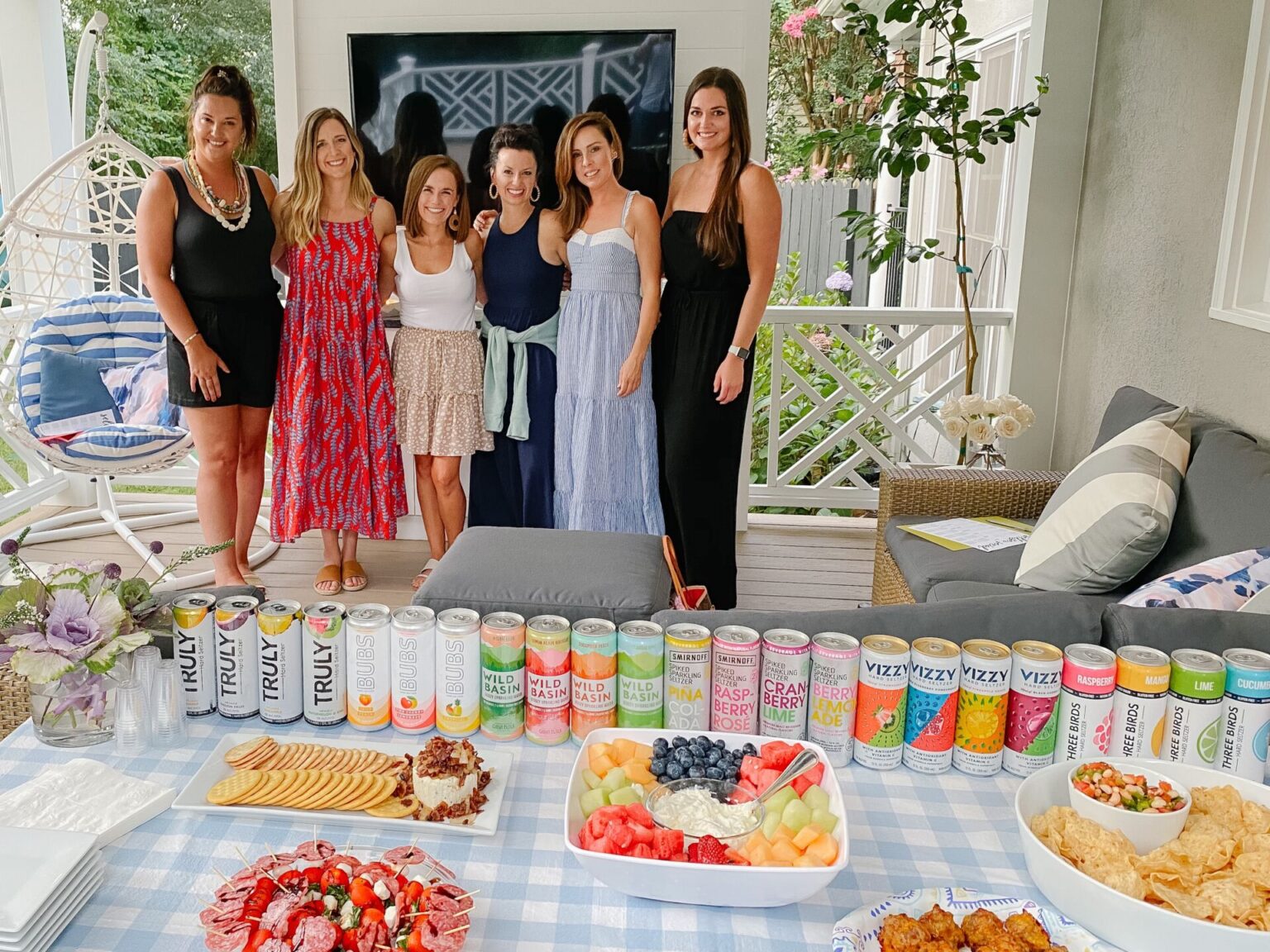 How to Form a Women's Community Group