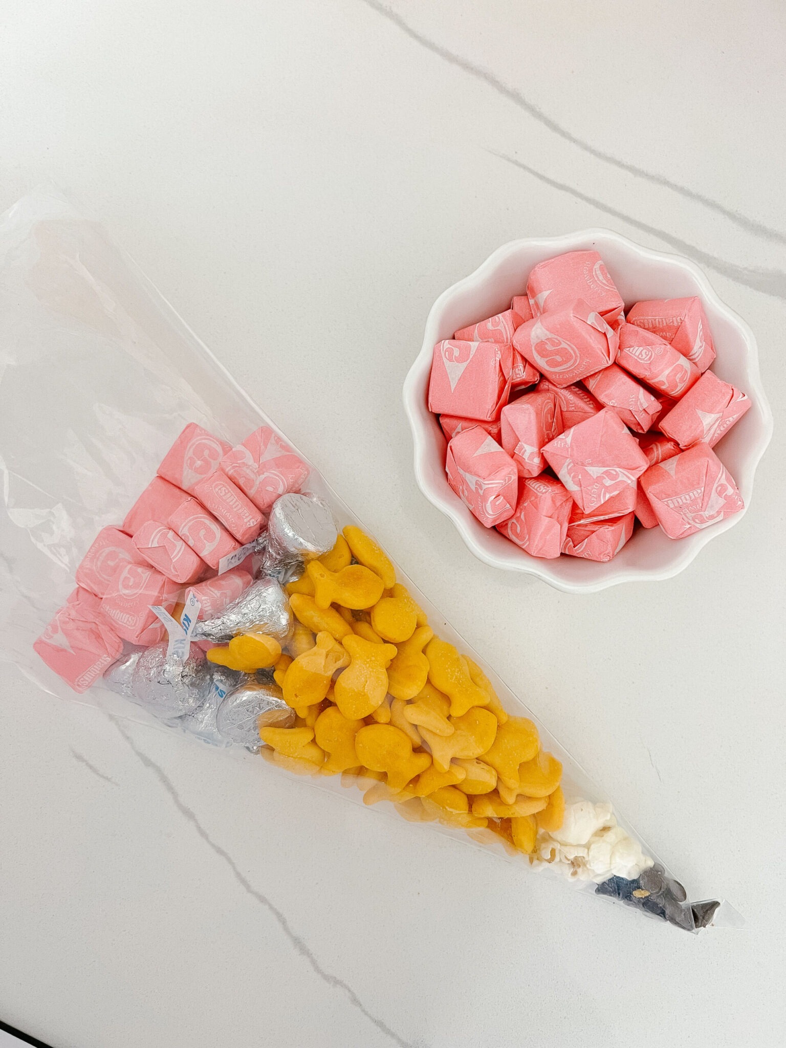 Easy School Snack Ideas: DIY Pencil Snack Bags