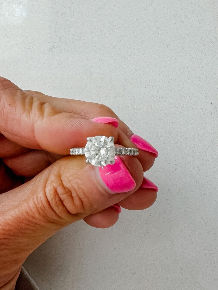 Easy & Effective Ring Cleaner