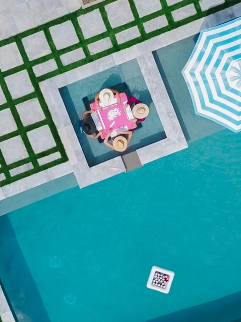 How to Host a Summer Mahjong Pool Party